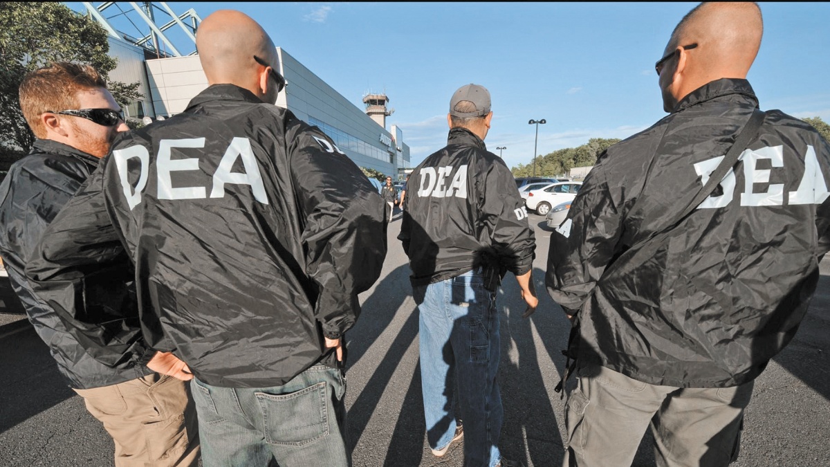 Informe de la DEA demuestra cómo cárteles lavan dinero en EE.UU